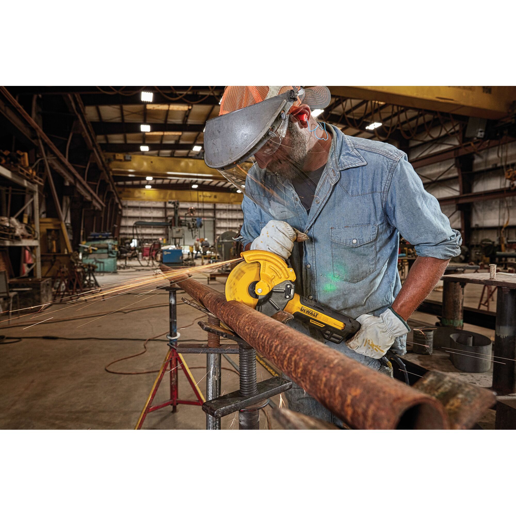DeWalt 5 in./6 in. Brushless Small Angle Grinder, Rat Tail, with ...