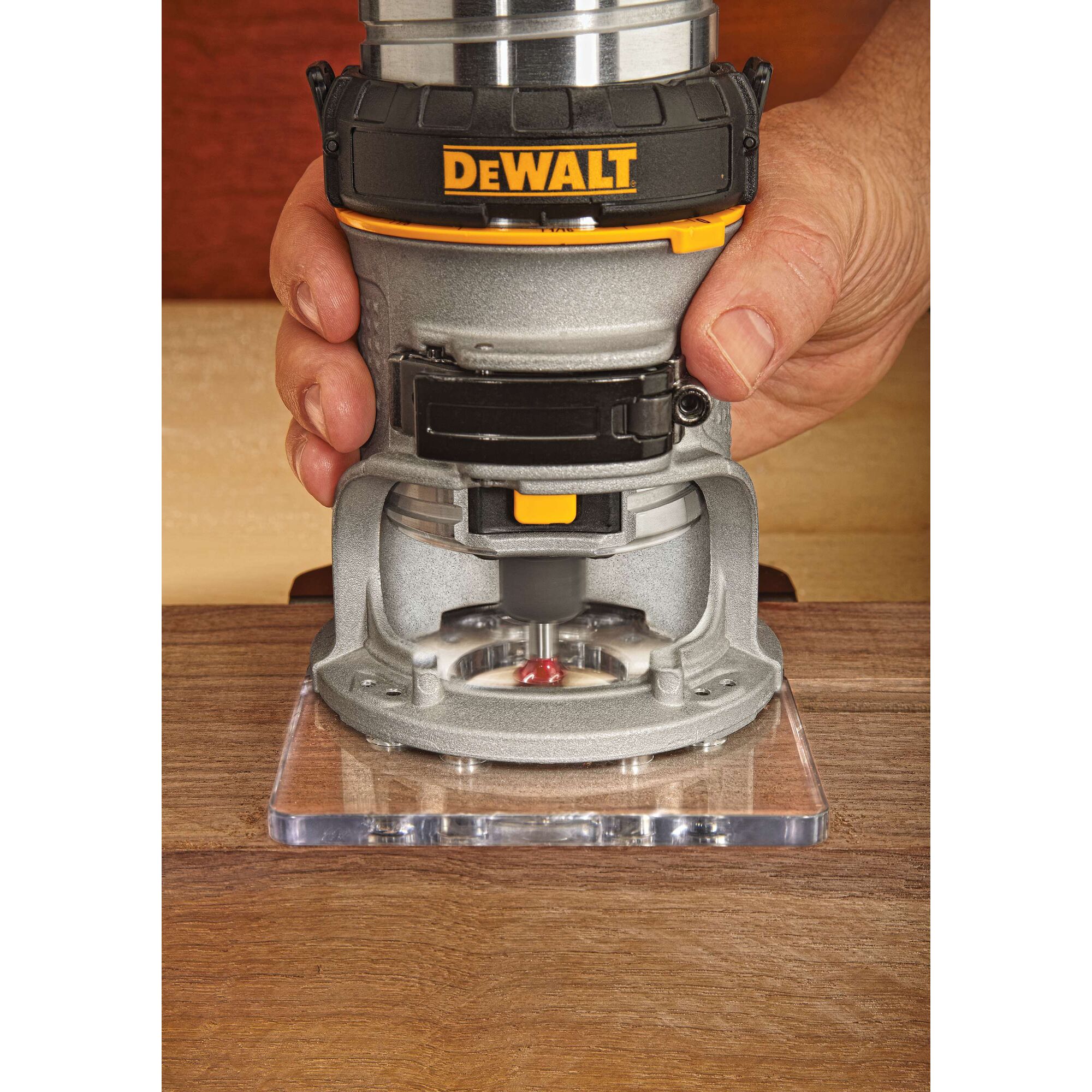 DeWalt 1-1/4 HP Max Torque Variable Speed Compact Router (DWP611 ...