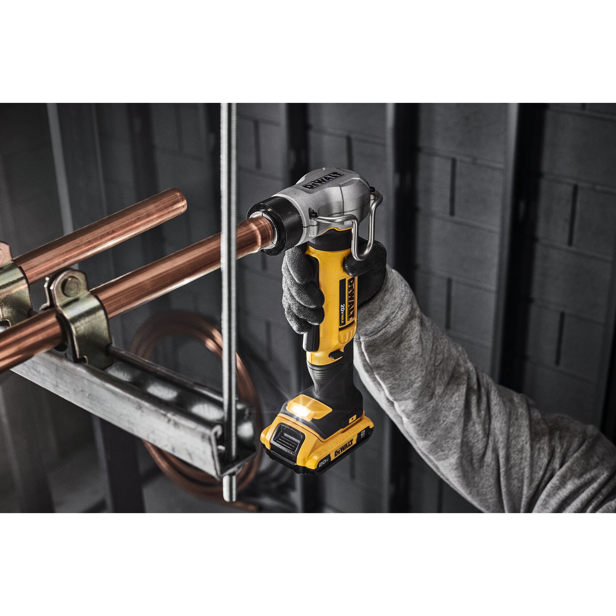 DeWalt Copper Swage Tool Kit (DCE450D1) - Toolstash